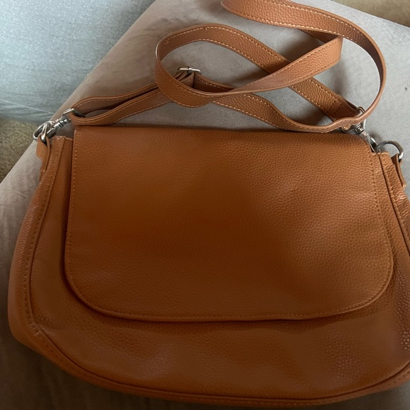 thirty-one | Bags | Thirty One Leather Crossbody | Poshmark